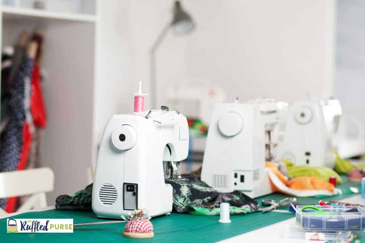Essential Guide: Pins for Sewing - The Ruffled Purse®